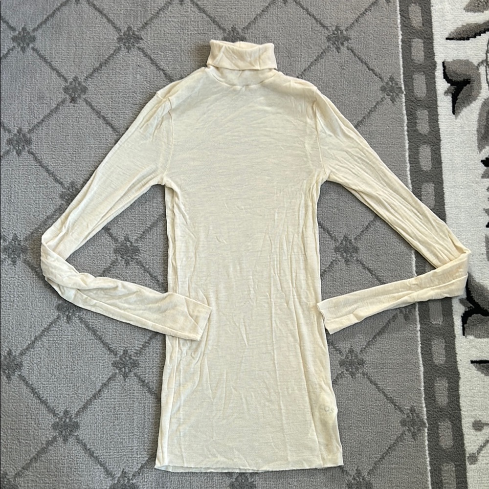 Cos Turtleneck Featherweight Wool Sweater - Gem